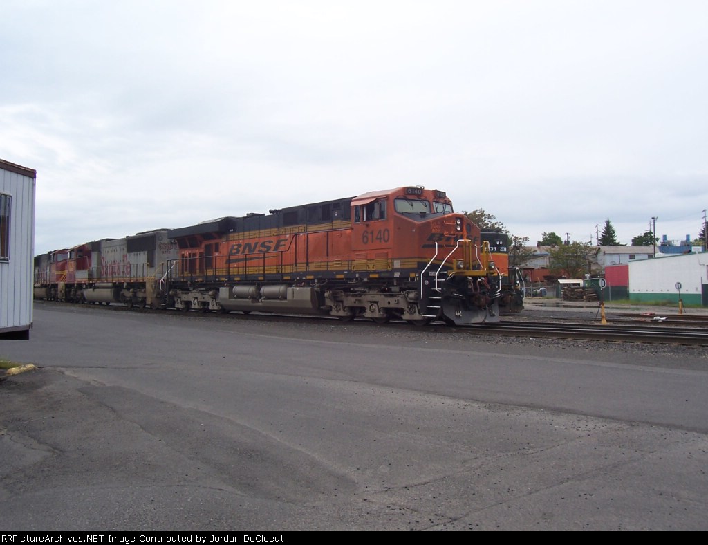 BNSF 6140